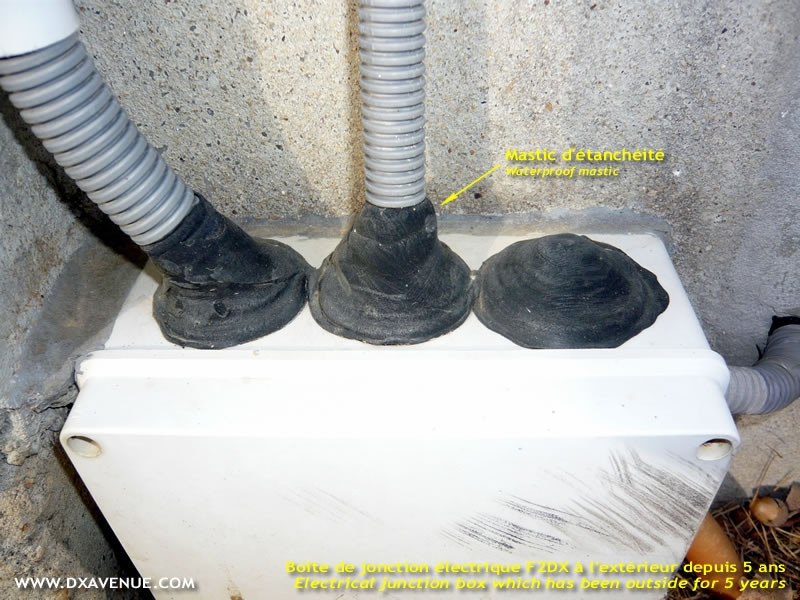 Large Waterproof electrical mastic